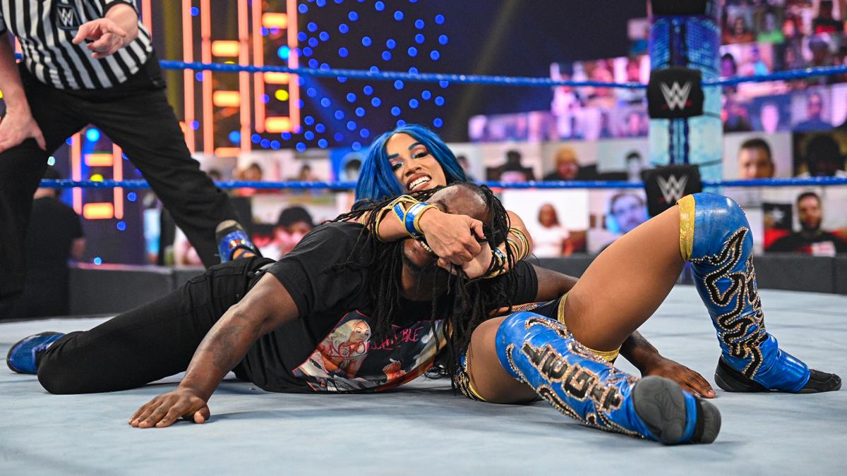 SmackDown: Weird times - Slam Wrestling