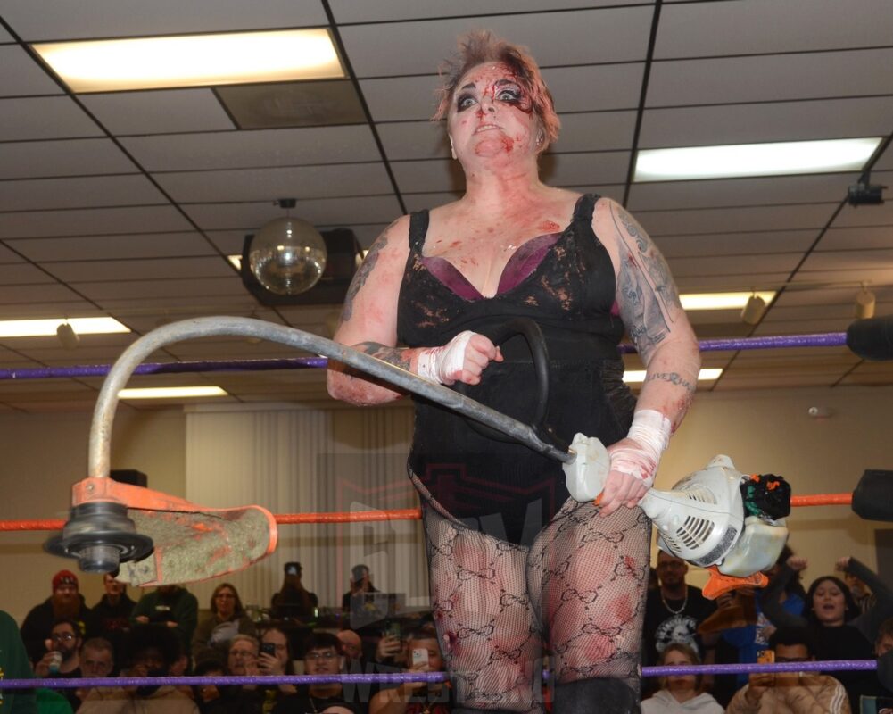 Mickie Knuckles: Love and death matches - Slam Wrestling